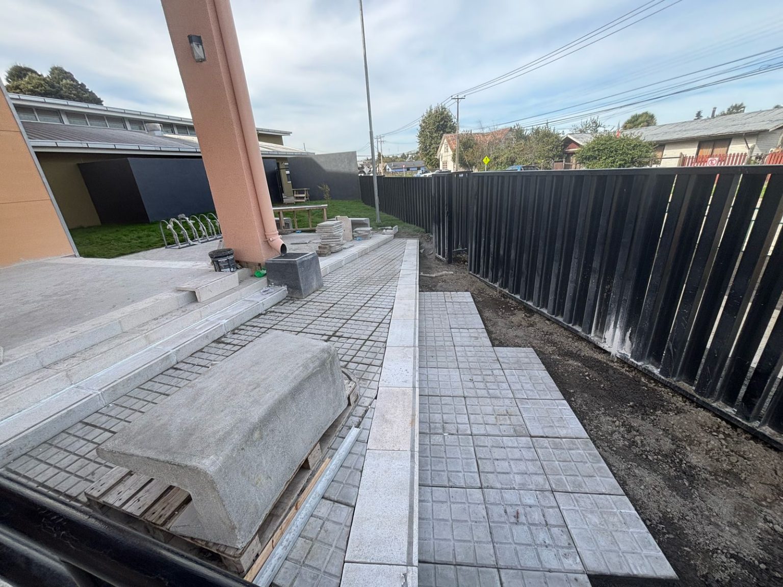 Reemplazo de la Escuela Fusión –Los Lagos - PyL Constructora